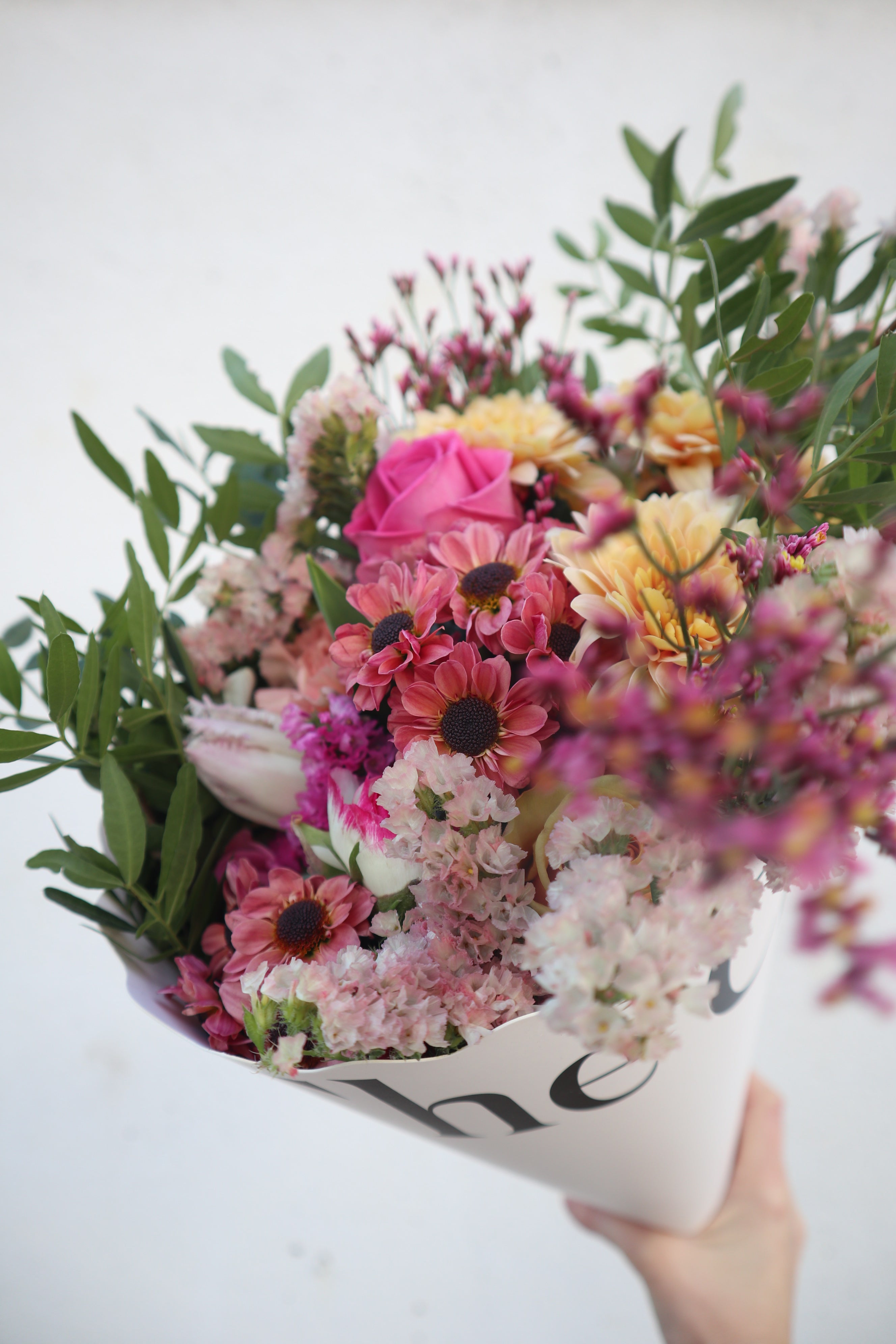 MODERN FLOWER DELIVERY IRELAND | FREE SAME DAY DUBLIN FLOWER DELIVERY ...